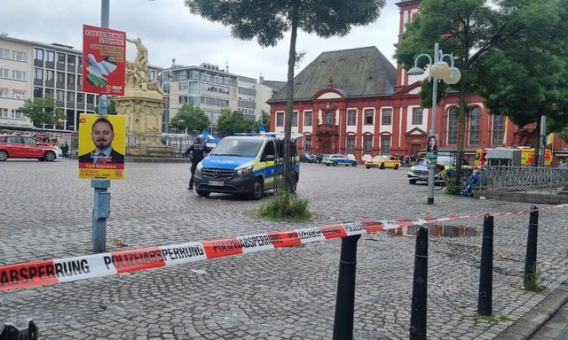 Messerattacke in Mannheim auf Islamkritiker: Polizei schießt Angreifer nieder – DiePresse.com